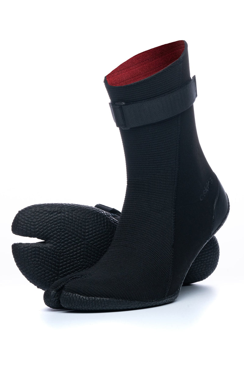 BLACKOUT 3MM ADULT SPLIT TOE BOOTS – C-Skins NZ